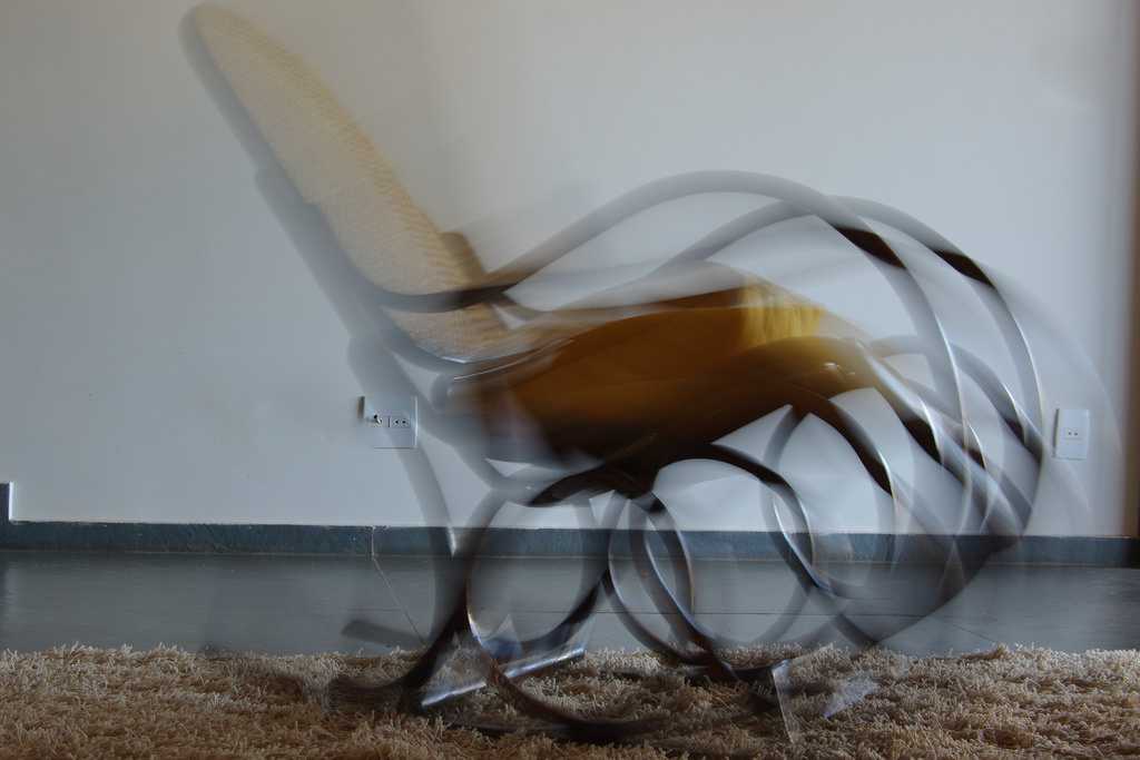 ghost rocking chair – The Costa Rican Times